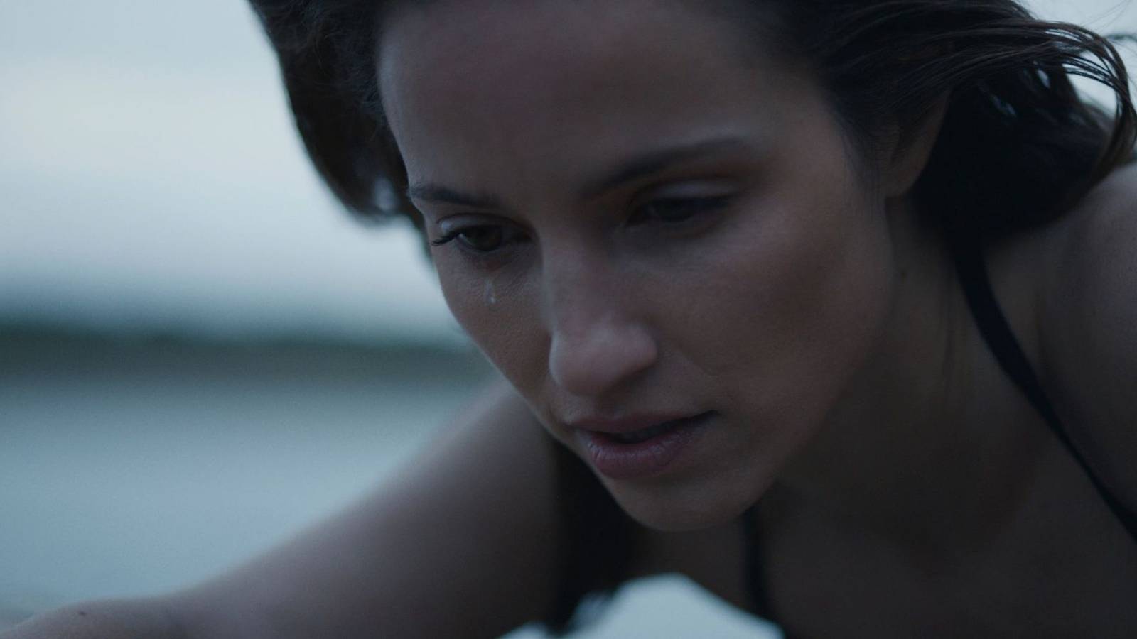 Clock Review: Dianna Agron Leads Insightful, Uneven Psychological Horror