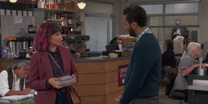 Night Court Reboot Defies Sitcom Cliches WIth Neil's New Romance
