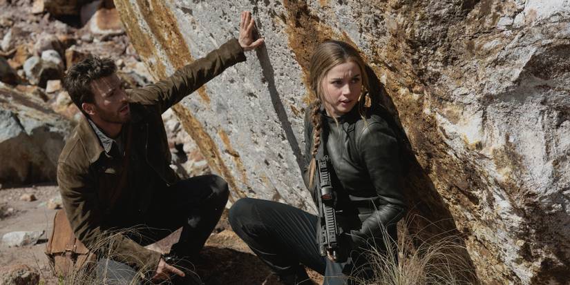 Ghosted Review: Evans & De Armas Lack Chemistry In Dull, Bloated Rom-Com