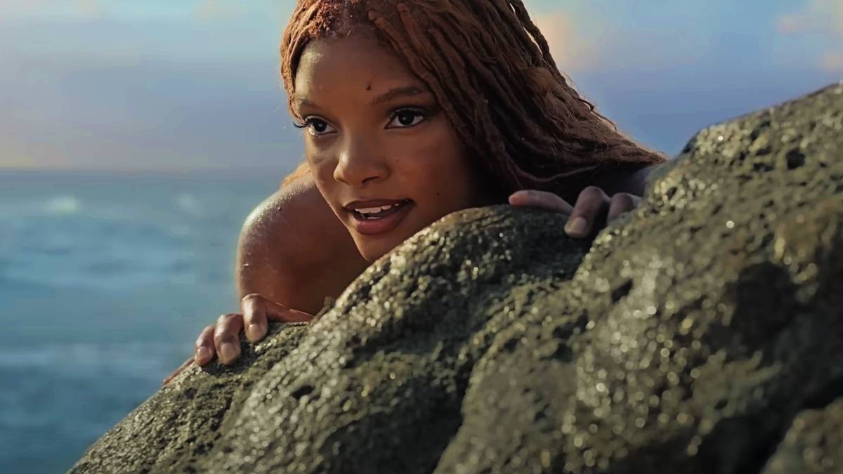 The Little Mermaid Reviews Heap Praise on Halle Bailey's Ariel (But Little Else)