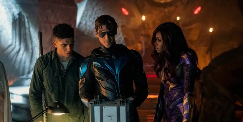 Titans Teases Starfire's Death - But Actually Sets Up Her Happy Ending