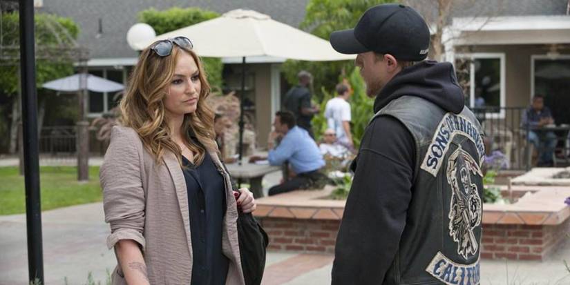 8 Ways Charlie Hunnam's Jax Can Return In Sons Of Anarchy's New Project