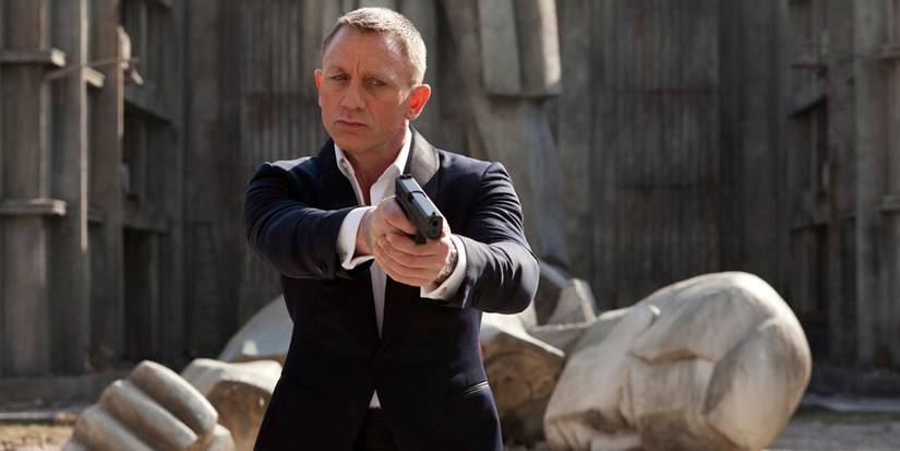 11 Reasons Skyfall Is The Best James Bond Movie Of All Time