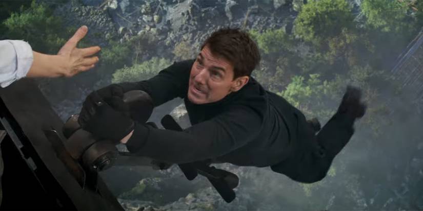 One Mission: Impossible 7 Star Texted His Mom Panicking Over A Certain ...