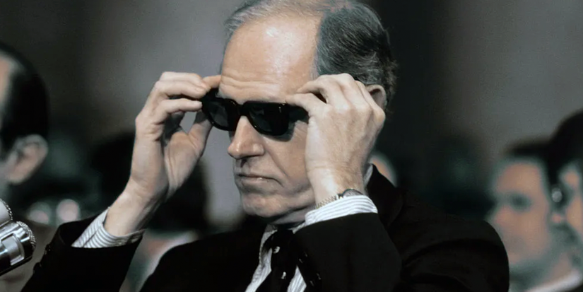 White House Plumbers' Howard Hunt Explained: Who He Is & What Happened ...