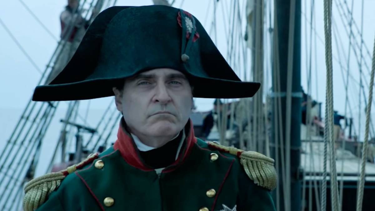 Joaquin Phoenix's Napoleon Revealed In First Footage Of Ridley Scott's Historical Epic