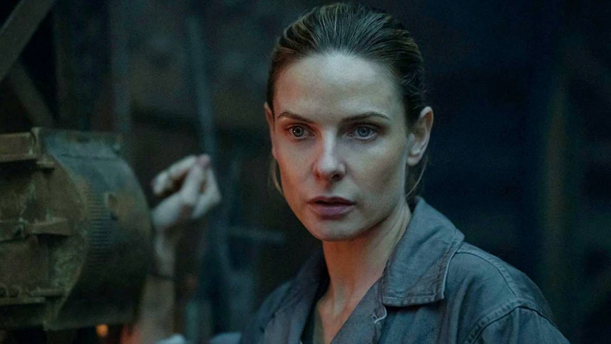 One Overlooked Silo Season 2 Detail Might Have Quietly Spoiled Season 3 ...