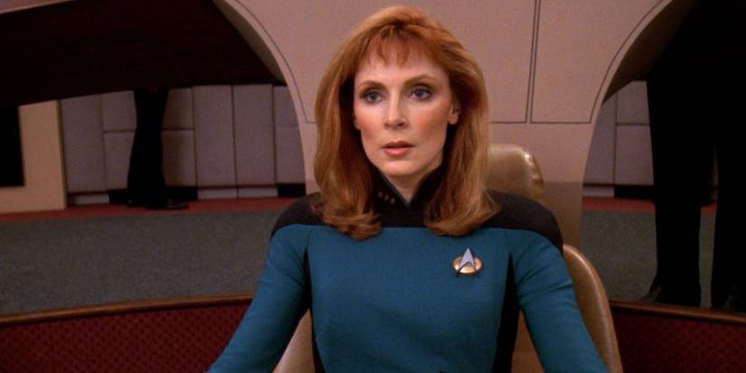 10 Best Dr. Crusher TNG & Star Trek Picard Episodes