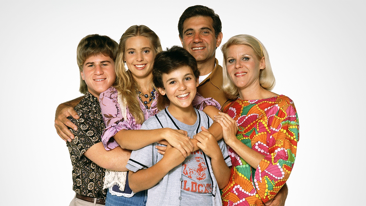 Wonder Years Season 2 Photos Reveal Return Of Original Star