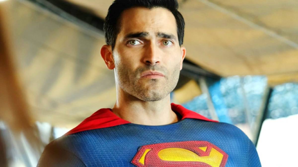 Tyler Hoechlin Offers Honest Response To James Gunn Recasting Superman ...