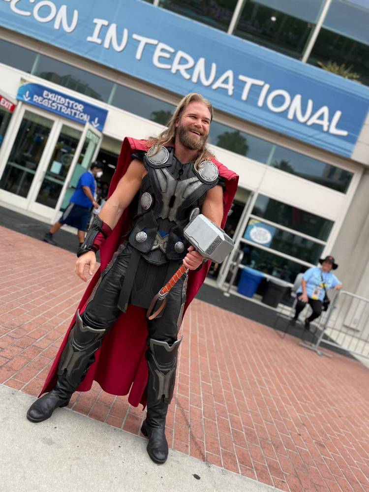 13 Stunning 2023 SDCC Superhero Cosplays That Will Blow You Away