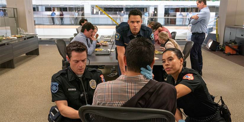 Real-Life Doctor Drags 9-1-1: Lone Star's Paramedics For Their Field ...