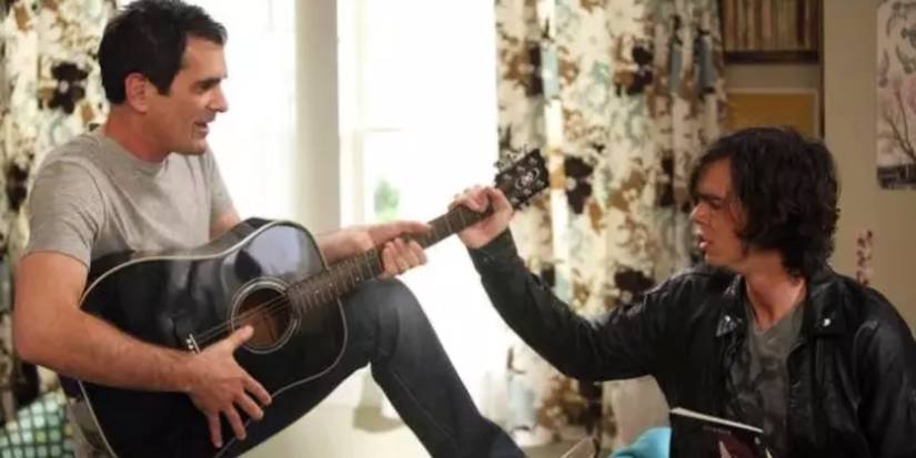 Modern Family: Haley And Dylan's Relationship Timeline, Season By Season