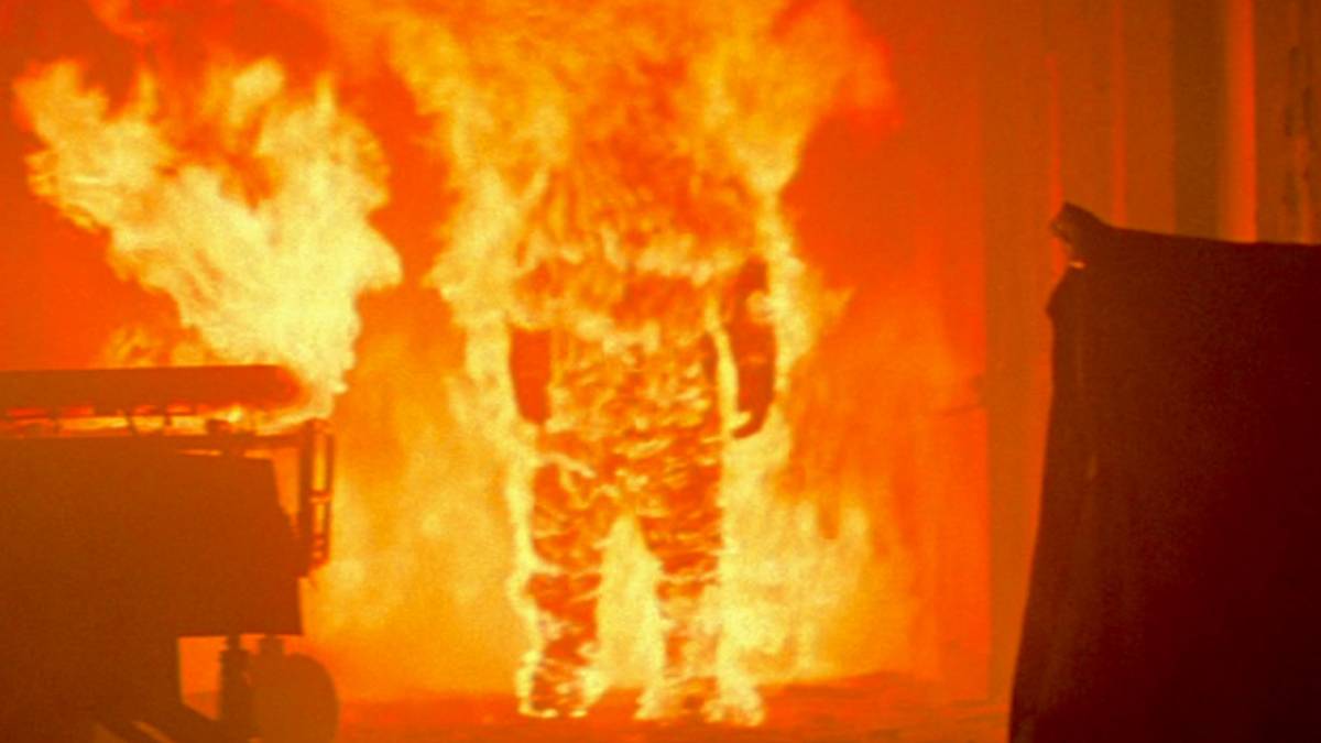 Stunt Performer Sets Himself On Fire To Become The Coolest Striker Ever ...