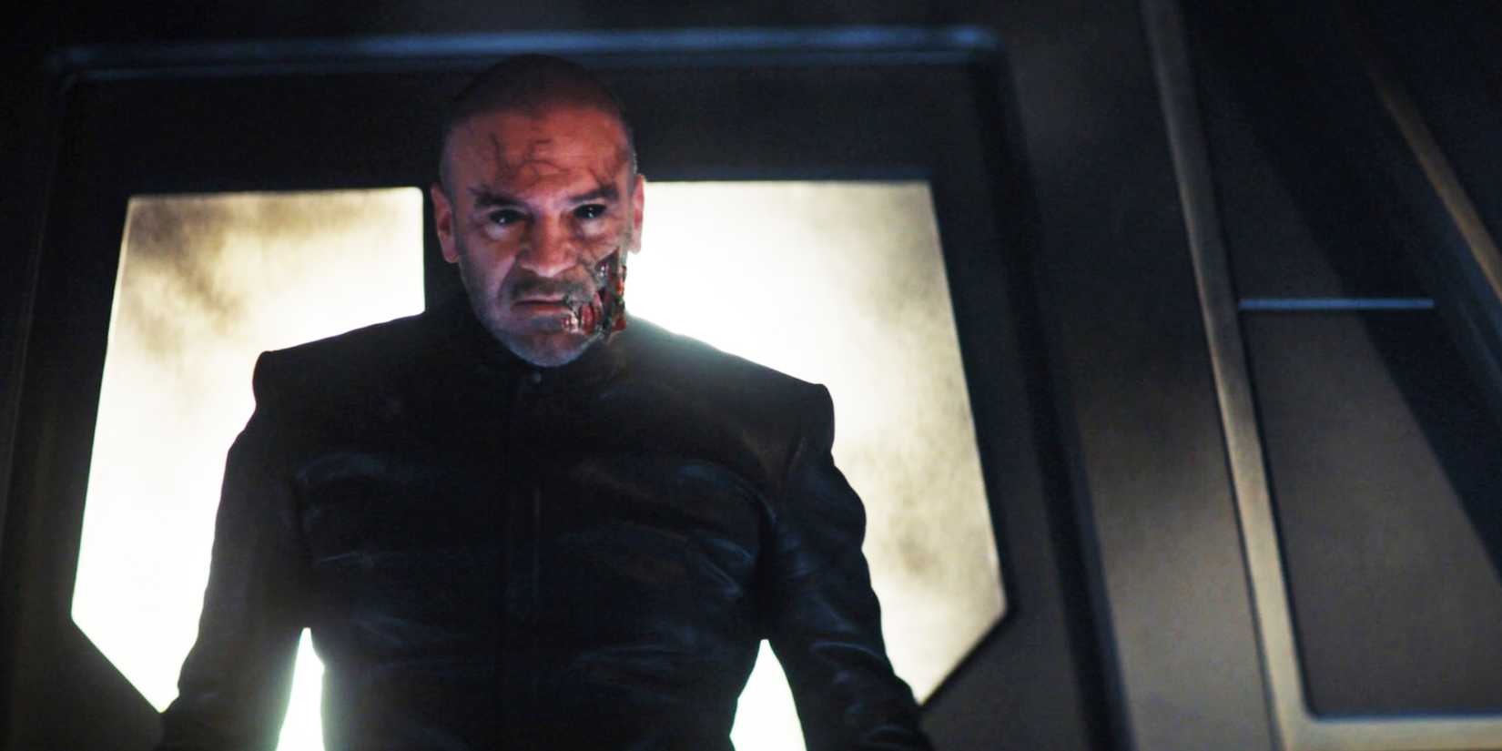Star Trek Prepares To Launch THE LORE WAR, Destroying Its Entire Universe