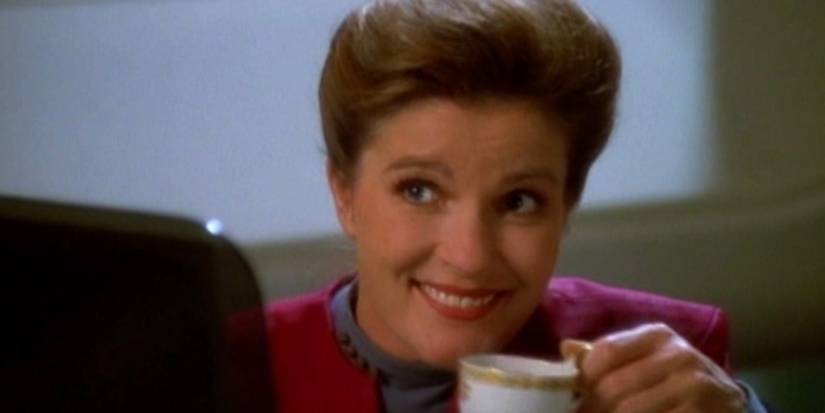 Star Trek’s First Female Captain Isn’t Janeway Or Strange New Worlds’ Batel
