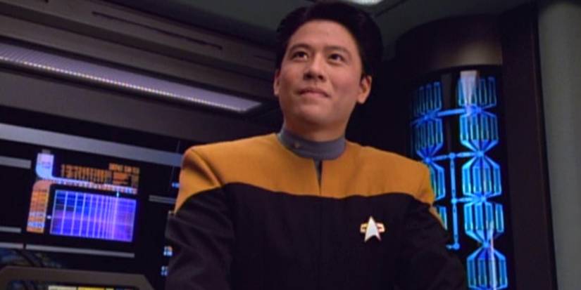 7 Times Harry Kim Deserved A Promotion On Star Trek: Voyager