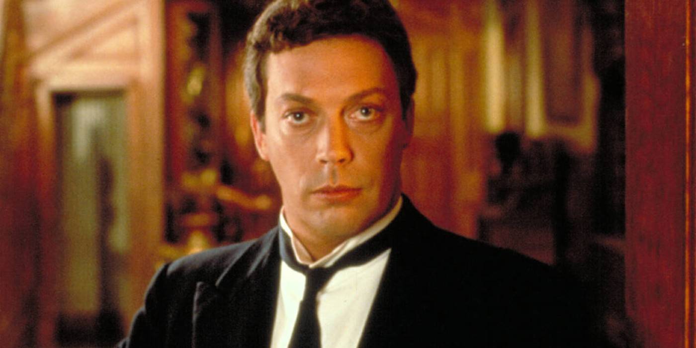 Clue's Brutal Alternate Ending Detailed By Director & Tim Curry: "It ...