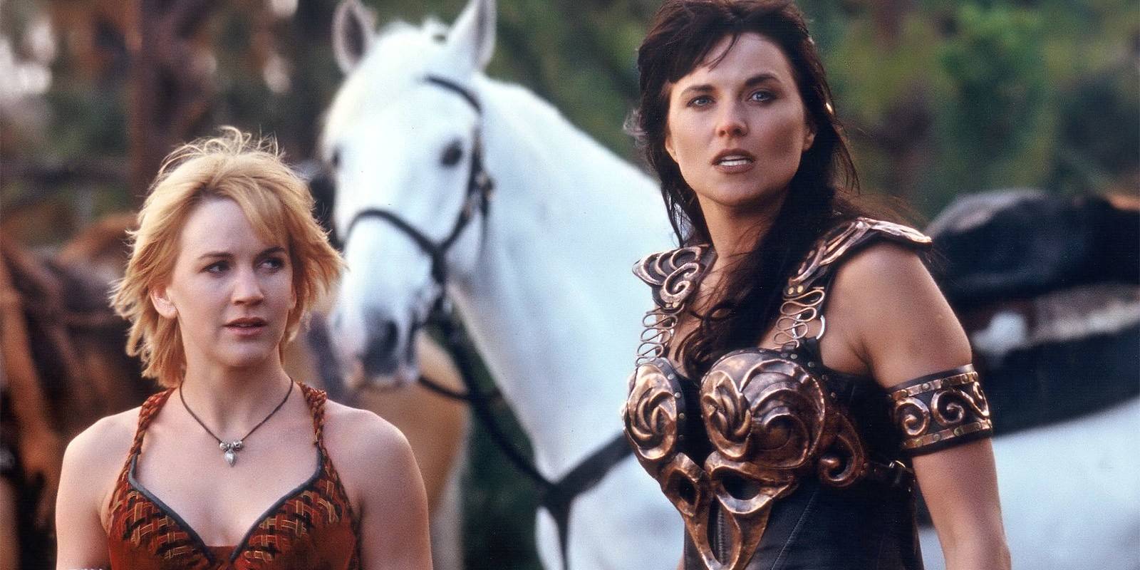 "You Don't Crap On the Fans": Xena's Lucy Lawless Reflects On SNL Episode Poking Fun At Warrior ...