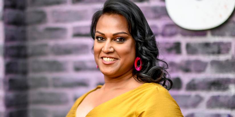 Red, White & Royal Blue Cast Guide: Who's Who In The Breakout Prime ...