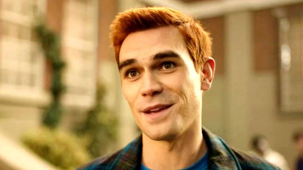 Riverdale's Archie Actor Responds To Sexualization Of His Young ...