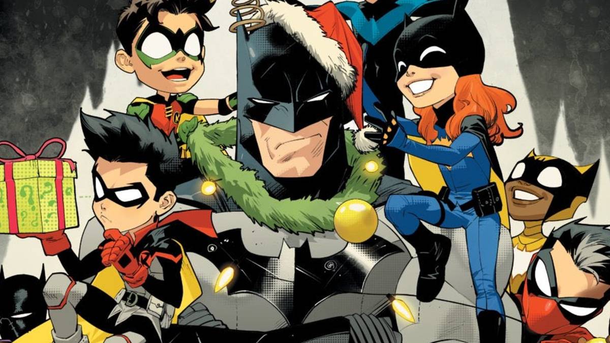 Batman Becomes the Bat-Family's Adorable Christmas Tree in Official Art