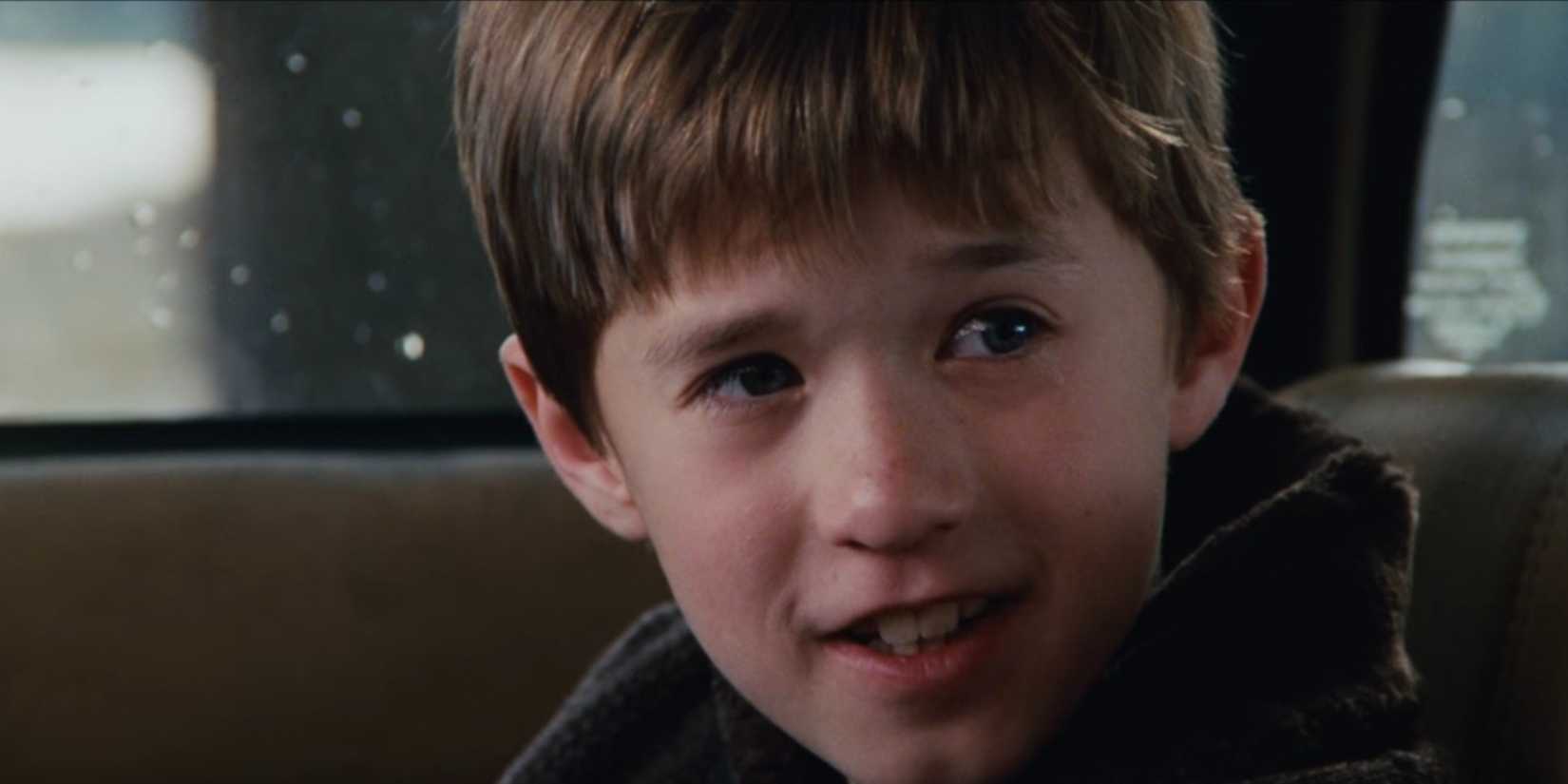 7 Ghosts Cole Sees In The Sixth Sense Explained