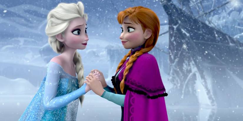 Frozen Cosplay Brings Elsa's Ice Powers To Life