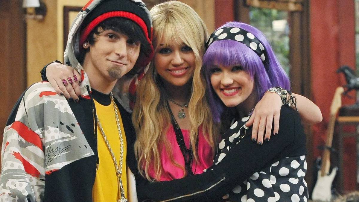 Hannah Montana Star Arrested In Texas For Public Intoxication & Theft