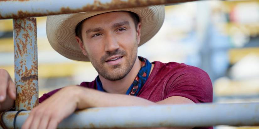 Hallmark Star Jake Foy's 10 Best Movies & TV Shows