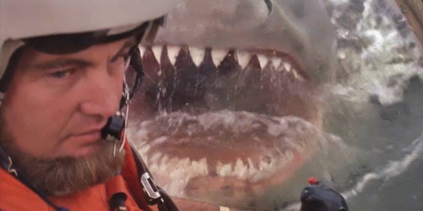 8 Jaws Easter Eggs In Meg 2
