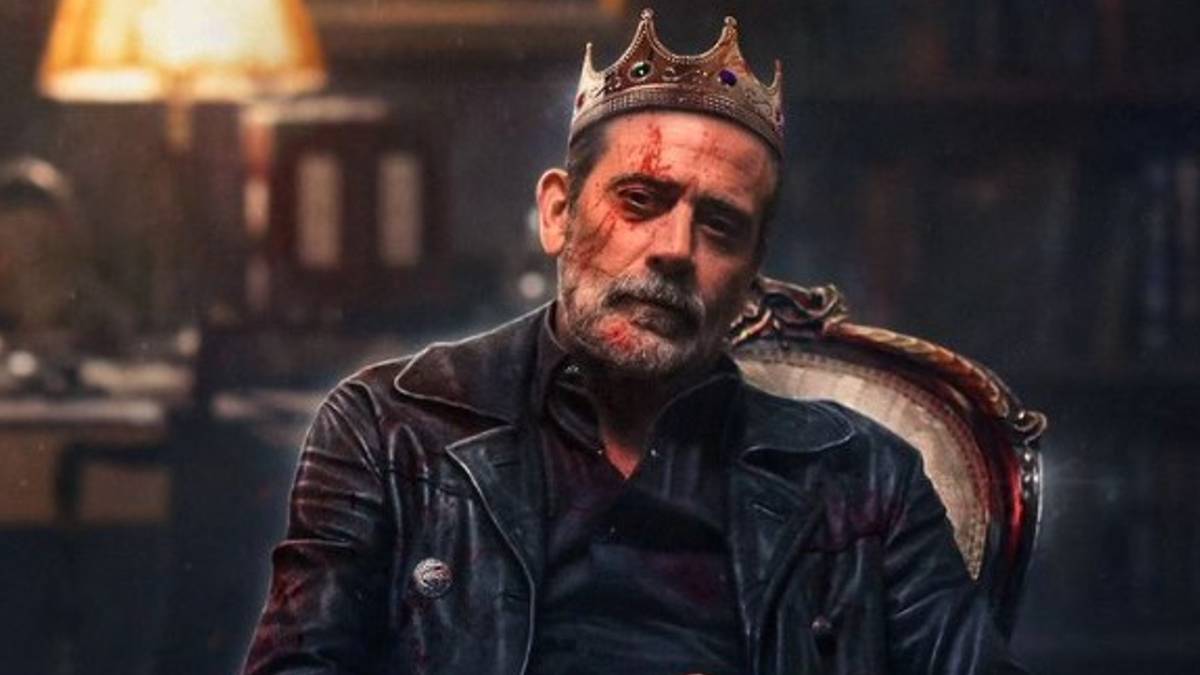 Negan Looks A Little Too Comfortable As King of New York in Walking ...