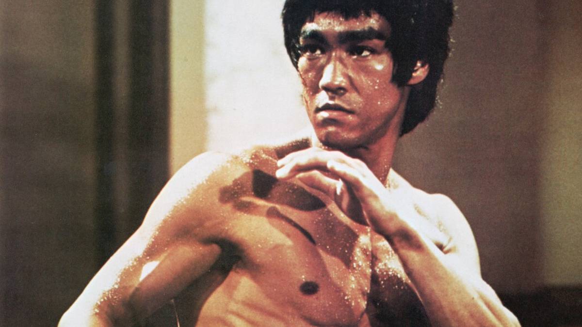 The Actor Playing Bruce Lee In His Upcoming Biopic Movie Trained For 5 ...