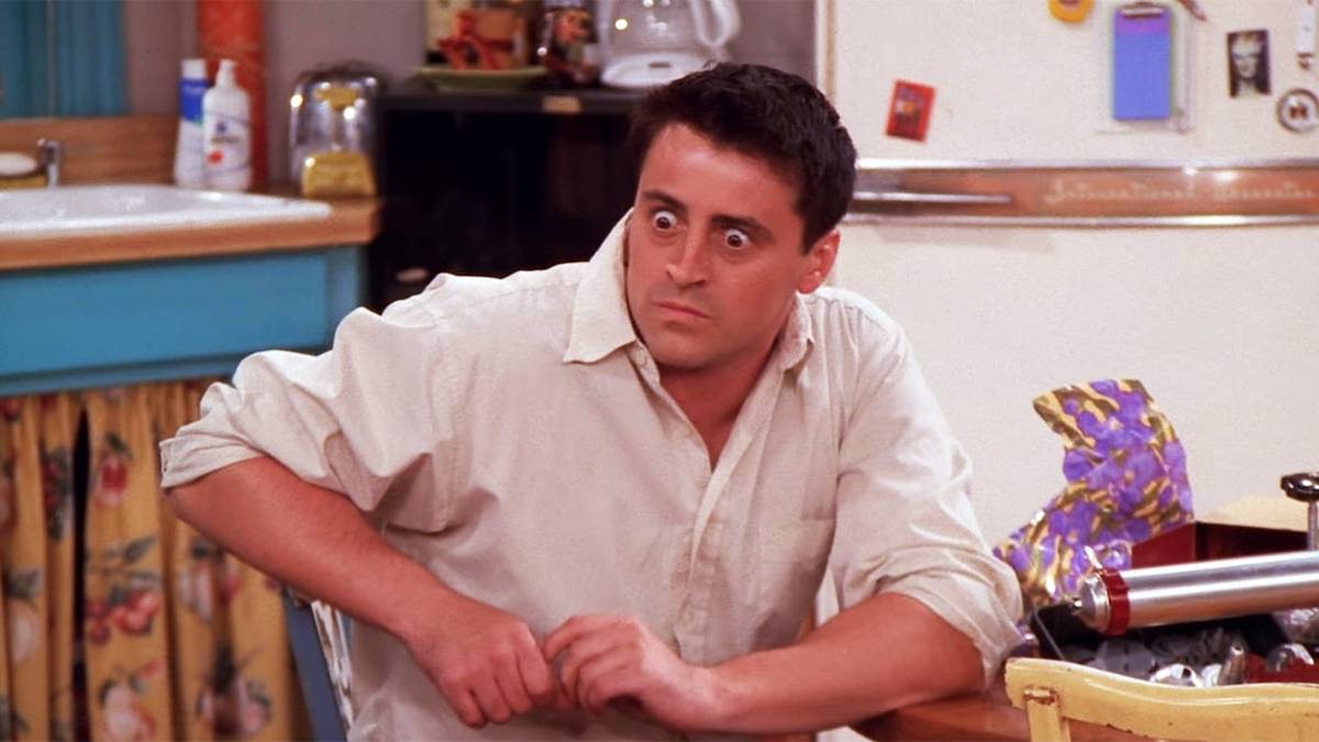 Friends Devolves Into An Unhinged Monster-Filled Sitcom With AI Prompt