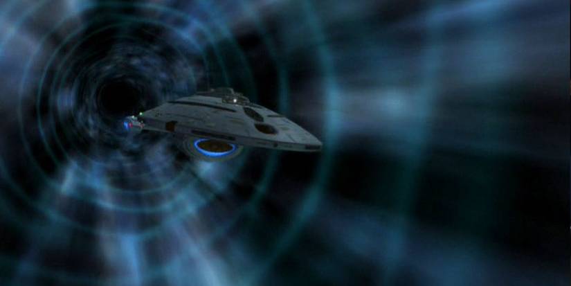 8 Star Trek Warp Drives (& Which Is The Fastest)