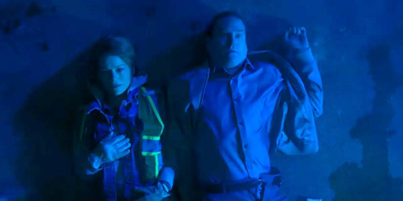 9 Objects Verna Places On The Graves In The Fall Of The House Of Usher ...