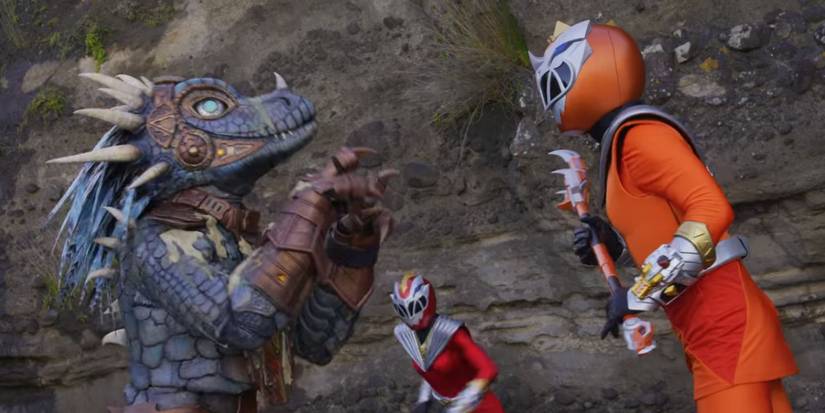 Power Rangers’ First Orange Ranger Explained (& Why It Took 30 Years)