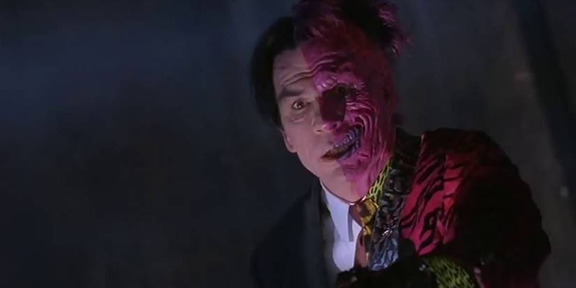 Tommy Lee Jones & Jim Carrey's Batman Forever Feud Explained — "I ...
