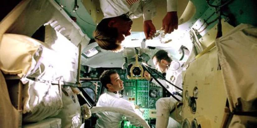 10 Memorable Phone Calls That Left Their Mark on Famous Films