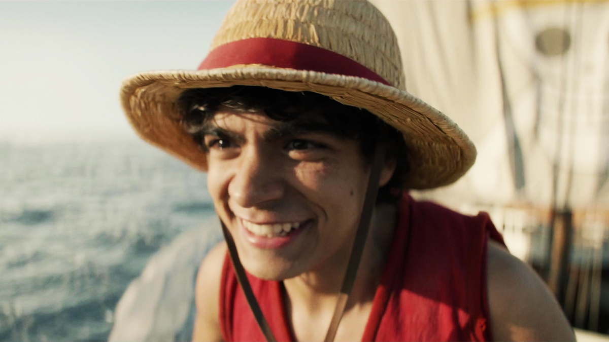 One Piece's Live-Action Luffy Actor Shares Heartwarming Set Photos ...