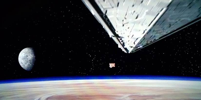 10 Perfect Scenes From Sci-Fi Movies That Still Blow Us Away