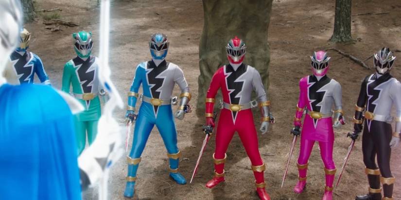 Power Rangers: How To Watch Every Show & Movie In Order