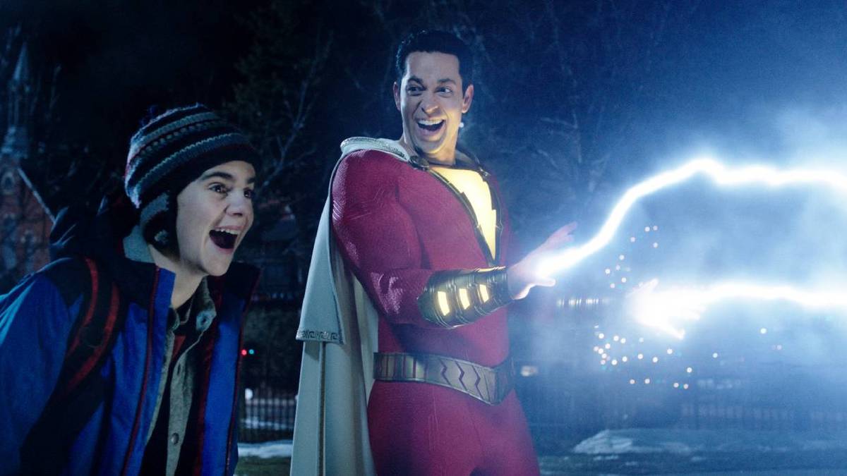 10 Best Superhero Movies & Shows That Take Place Around Christmas