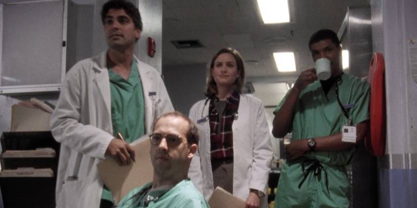 10 TV Shows That Had Huge Cast Turnover From The First Season To Last