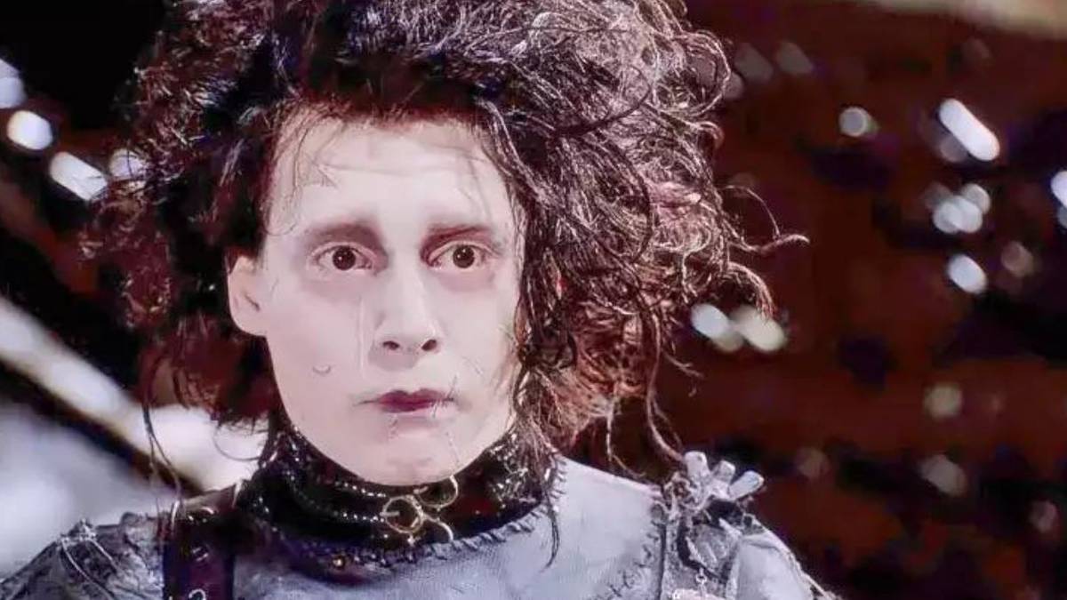 Edward Scissorhands Is A Secret Sequel To Another Tim Burton Movie ...