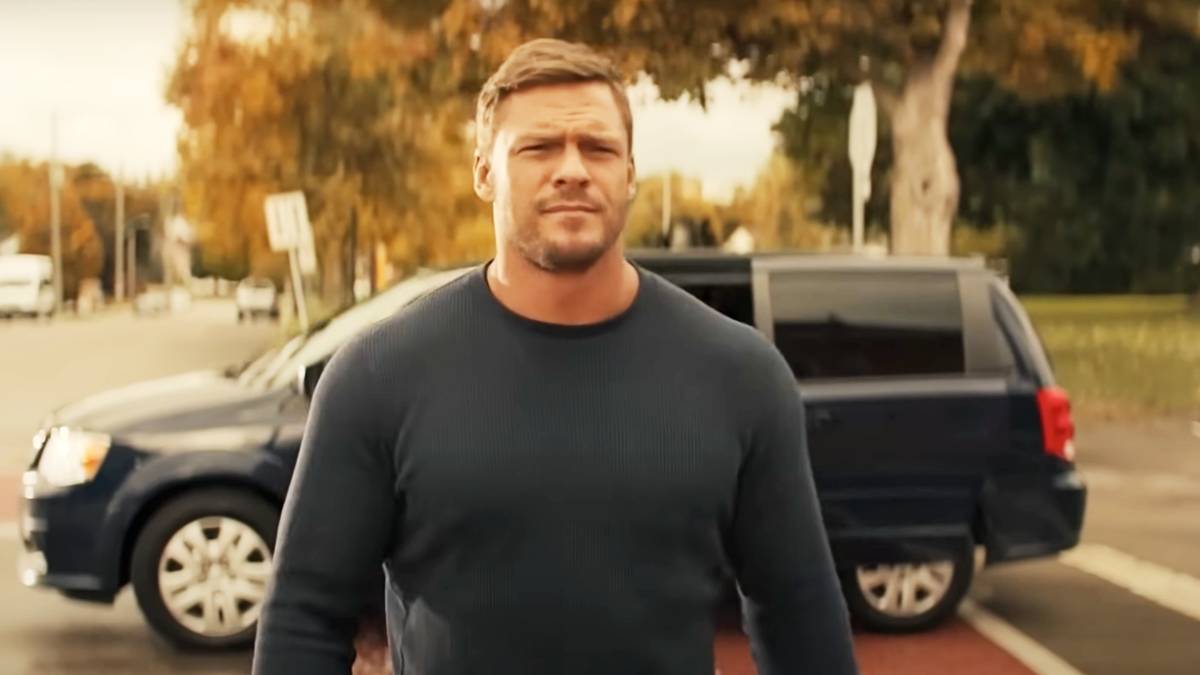 Reacher Faces Major Behind-The-Scenes Changes Ahead Of Season 3 Release