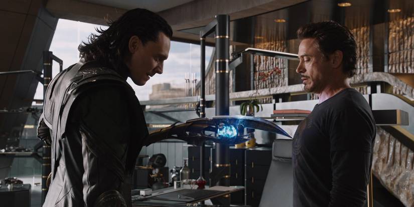 "I Know Some Things": Tom Hiddleston Addresses Loki's Story In Avengers ...