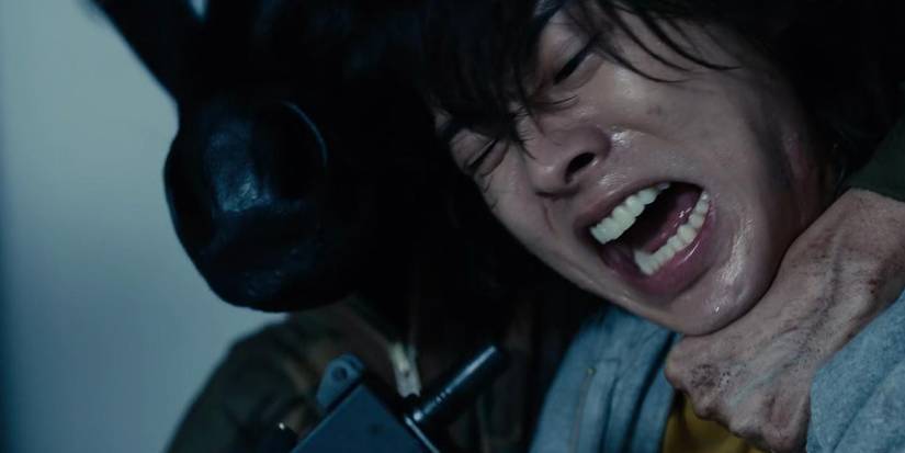 10 Moments That Prove Chishiya Is Alice In Borderland’s Best Character