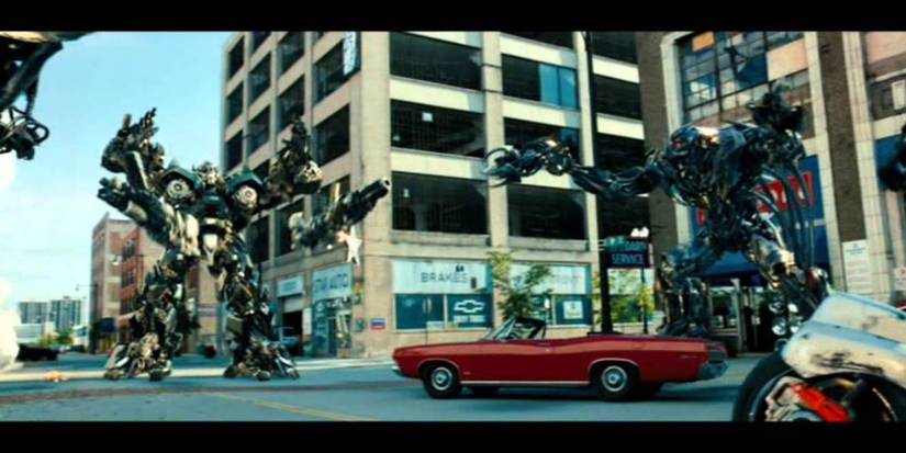 Transformers' 10 Best Fight Scenes From The Movie Franchise After 16 Years