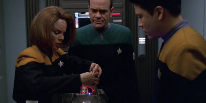 7 Times Harry Kim Deserved A Promotion On Star Trek: Voyager
